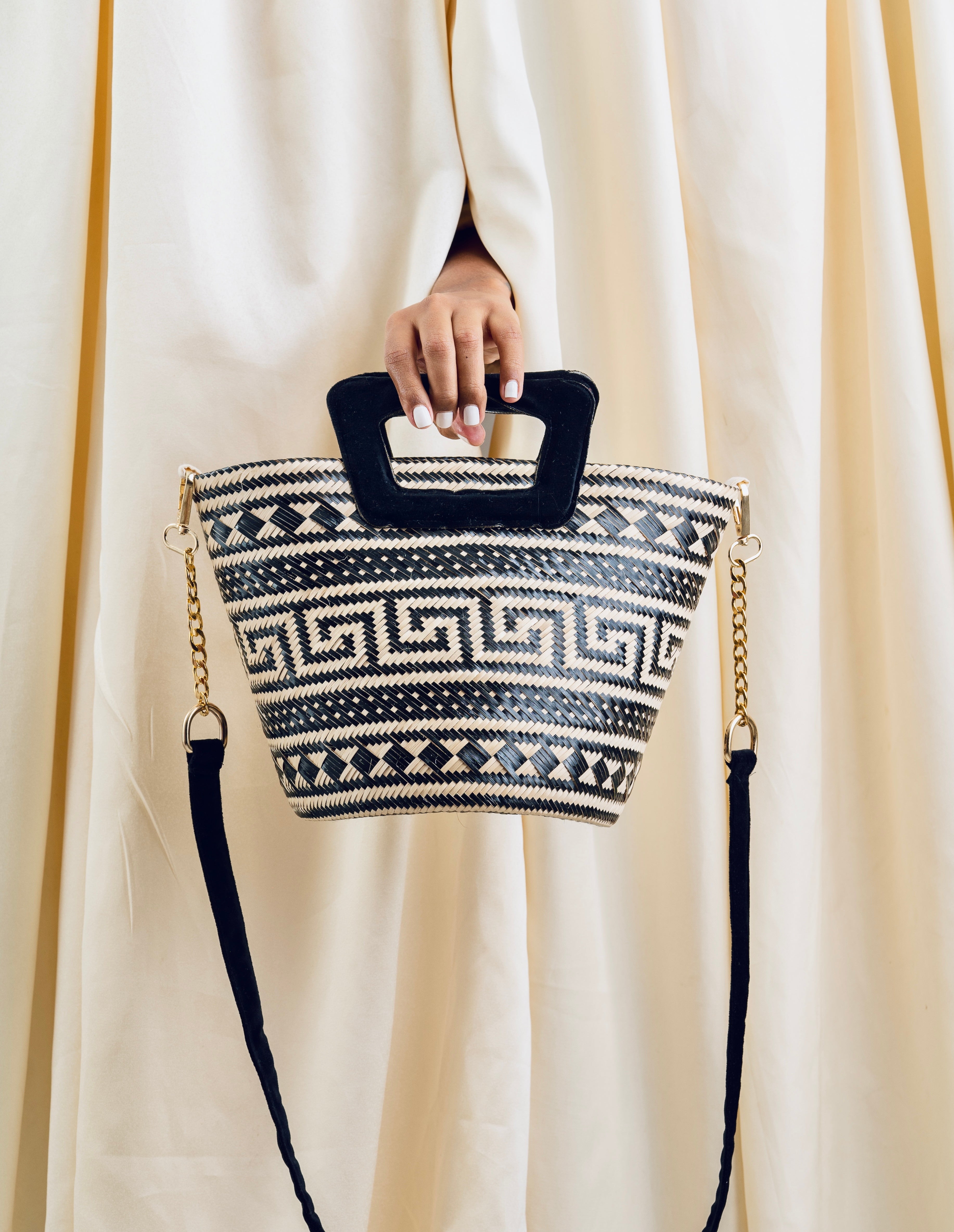 Handbags – jarangallery